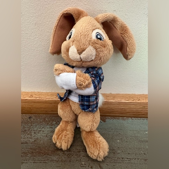 Universal Studio | Toys | Hop Plush Stuffed Bunny Rabbit Toy Universal ...